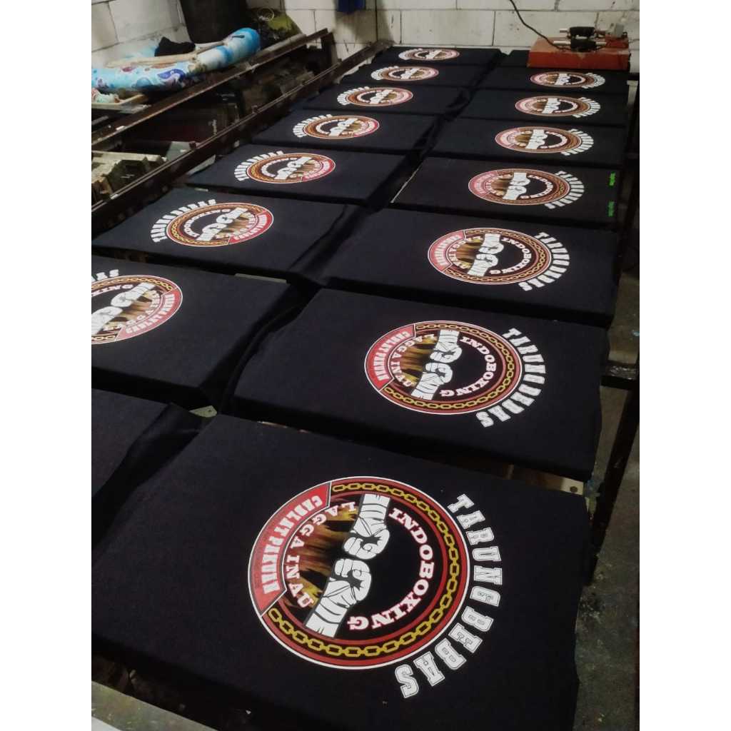 Jual Kaos custom kaos komunitas jasa sablon plastisol sablon rubber ...