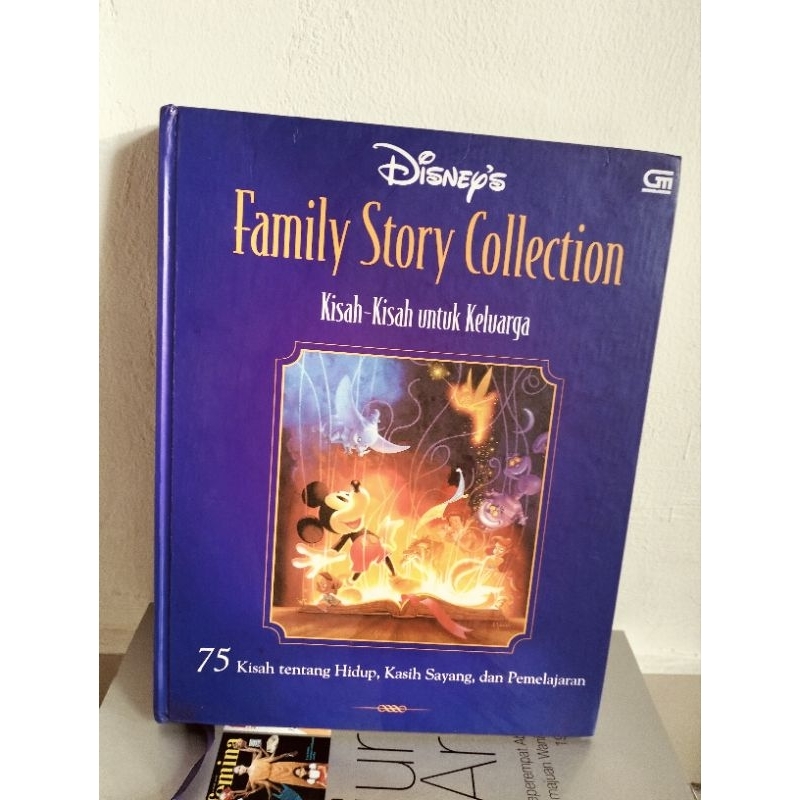 Jual DISNEYS FAMILY STORY' COLLECTION Kisah - Kisah UNTUK Keluarga ...