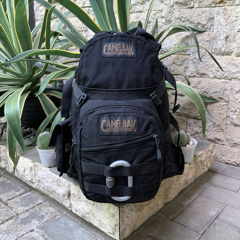 Jual CAMELBAK MAXIMUM GEAR TRANSFORMER HYDRATION BACKPACK | Shopee ...