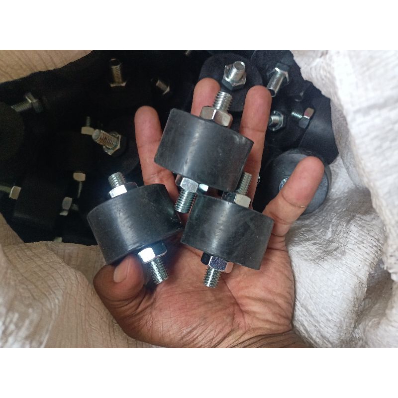 Jual Karet mounting dobel baut 30x50mm baut m10 Tinggi3cm×Diameter5cm ...