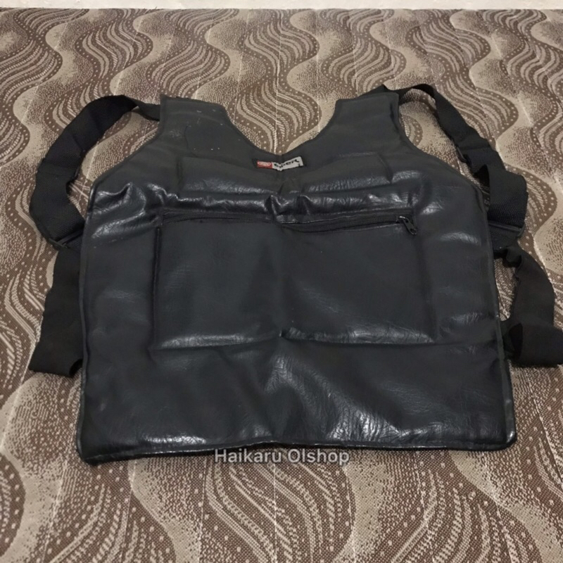 Jual Rompi Badan Eiger Hitam Penutup Badan Untuk Turing Motor | Shopee ...