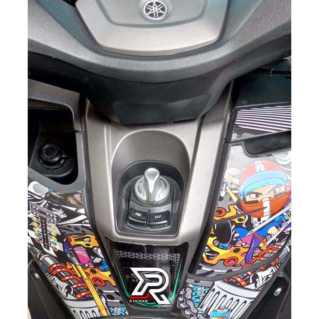 Jual STRIPING STICKER PELINDUNG LACI NMAX NEW 2022-2023 MOTIF KECE DAN ...