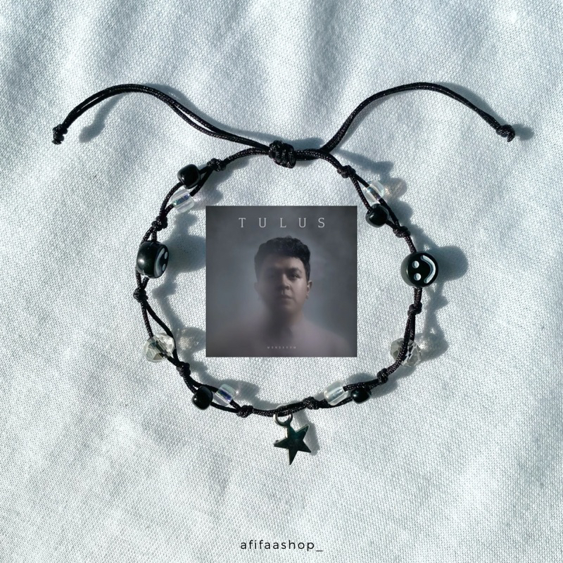 Jual TULUS BRACELET! “MONOKROM” -TULUS / Gelang Album Tulus Monokrom ...