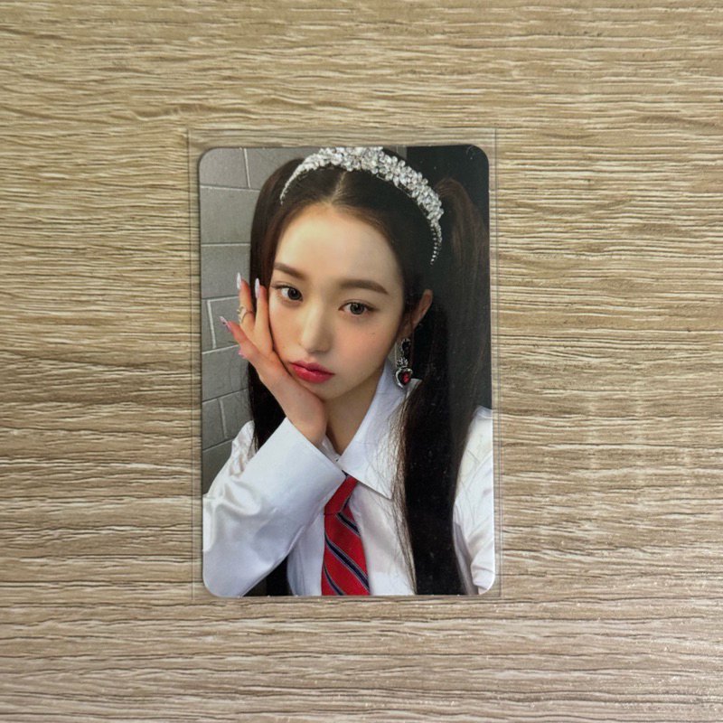 Jual [OFFICIAL] PHOTOCARD WONYOUNG IVE LOVE DIVE RED VER | Shopee Indonesia