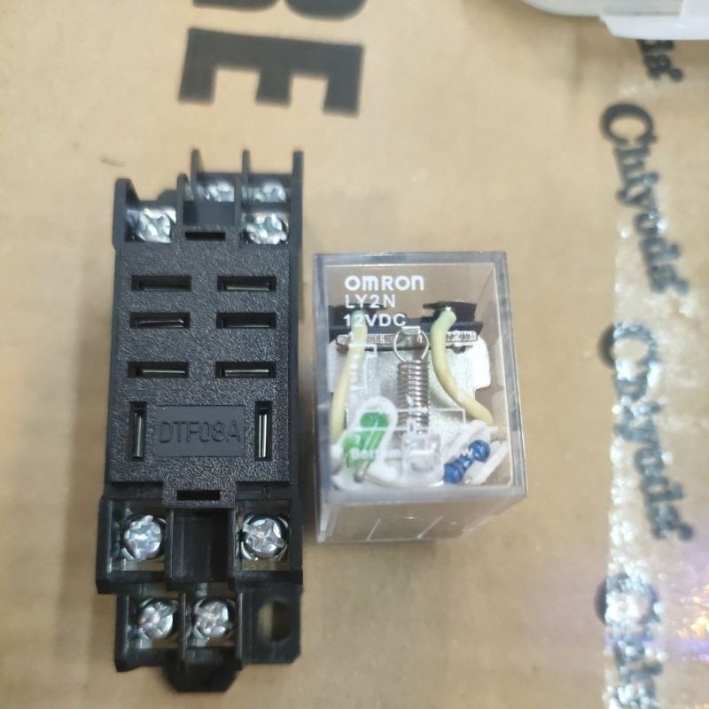 Jual relay omron LY2N 12vdc +socket | Shopee Indonesia