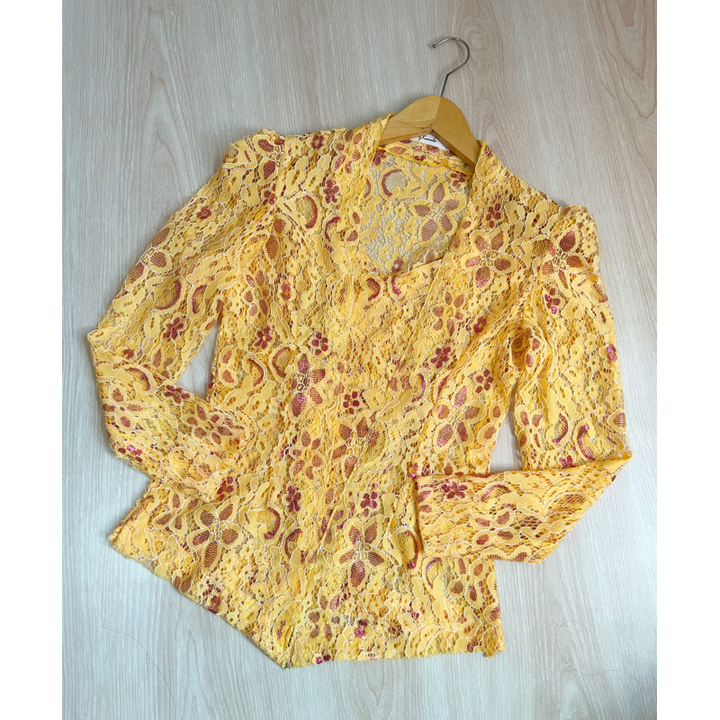 Jual kebaya ivona kuning | kebaya kutu baru | kebaya kuning | kebaya ...