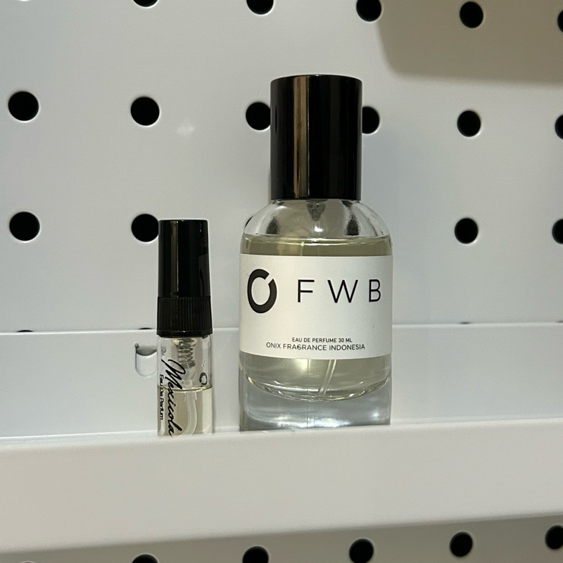 Jual Parfum EDP Onix FWB 30 ml Bonus Sample Mexicola Preloved Original ...