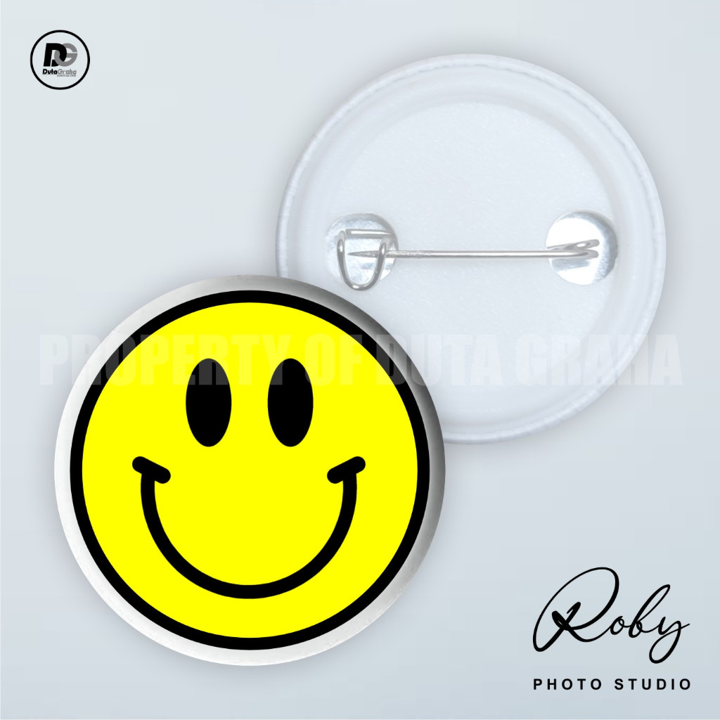 Jual [PIN PRESS] SMILE Pin Bros Aksesoris Souvenir EMOTICON | Shopee ...