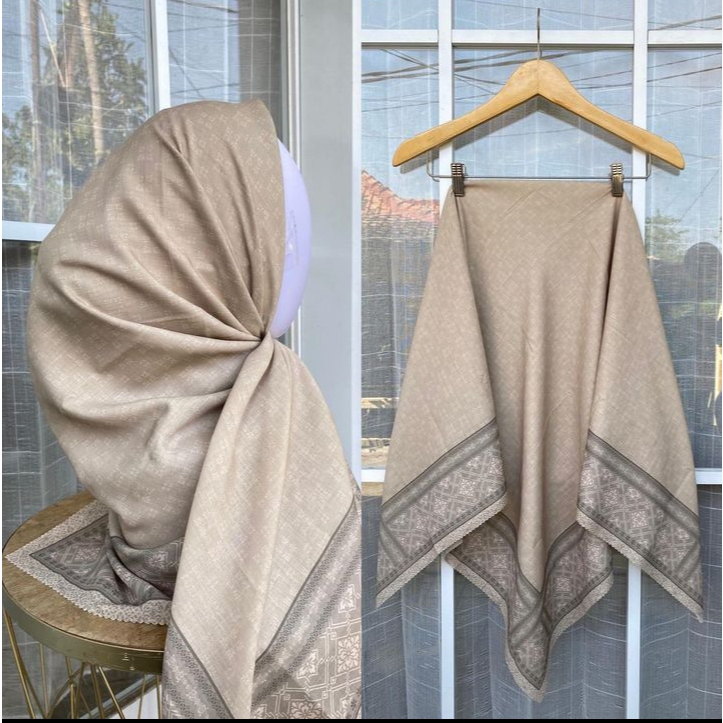 Jual KERUDUNG SEGIEMPAT NEW MOTIF VOAL PREMIUM HIJAB INSTAN HIJAB ...