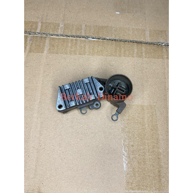 Jual IC REGULATOR ALTERNATOR UNIVERSAL HONDA COP 4 BULAT HADAP ATAS ...