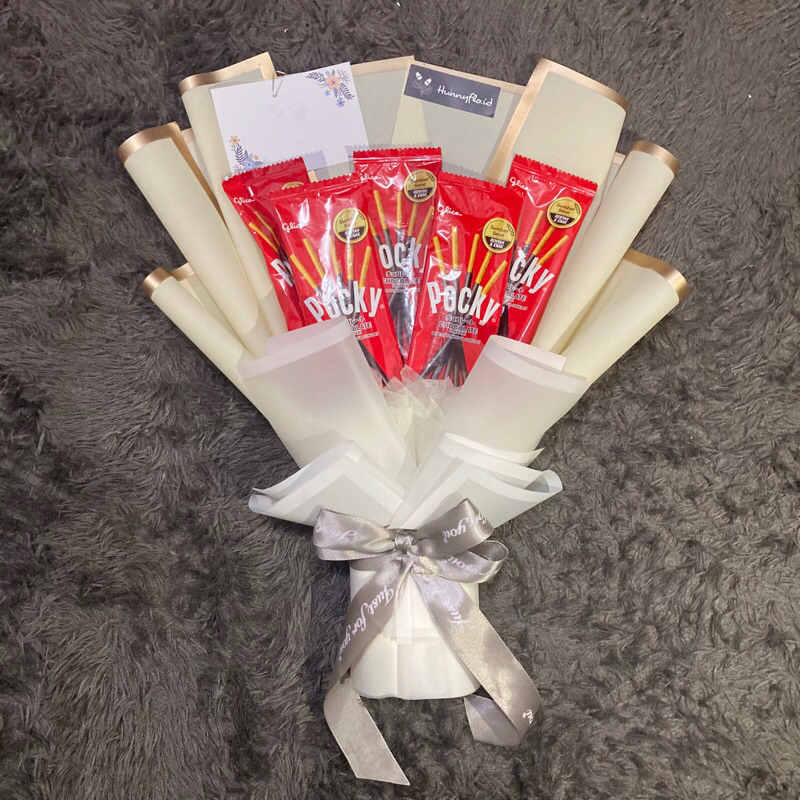 Jual BOUQUET SNACK POCKY MERAH [Ready stock & Free packing] Buket Snack ...