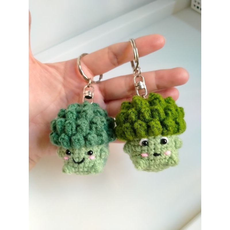 Jual HANDMADE KEYCHAIN AMIGURUMI BROCCOLI-GANTUNGAN KUNCI BROKOLI RAJUT ...