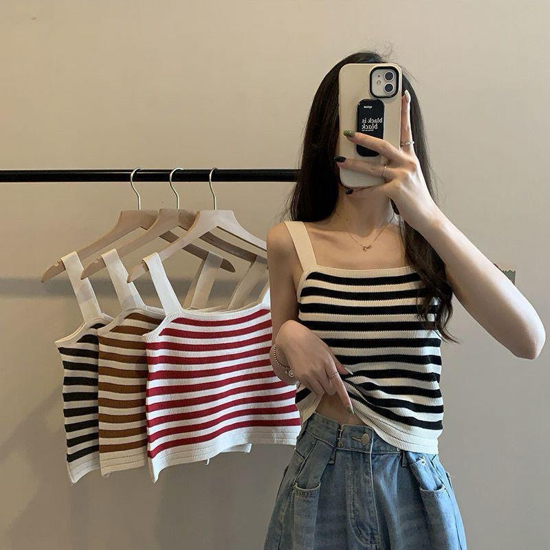 Jual Tanktop Wanita Striped Bahan Rajut (T294) / Tanktop Wanita Motif Garis Garis | Shopee Indonesia