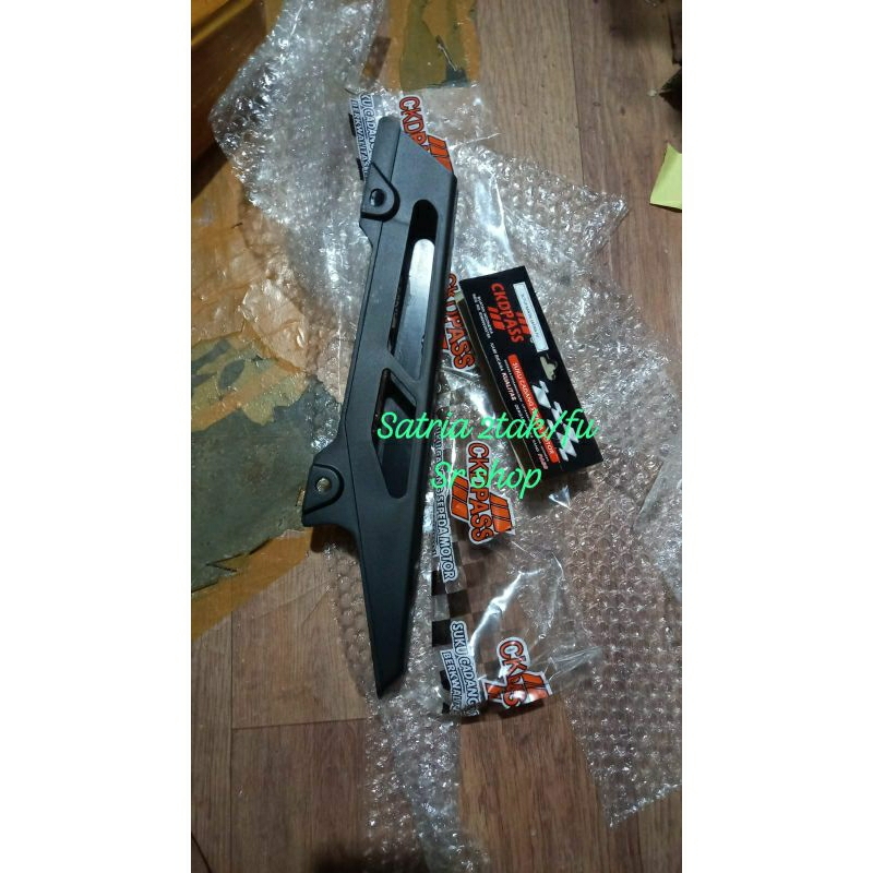 Jual tutup rantai satria 2tak satria Fu ketengkas rantai satria | Shopee Indonesia