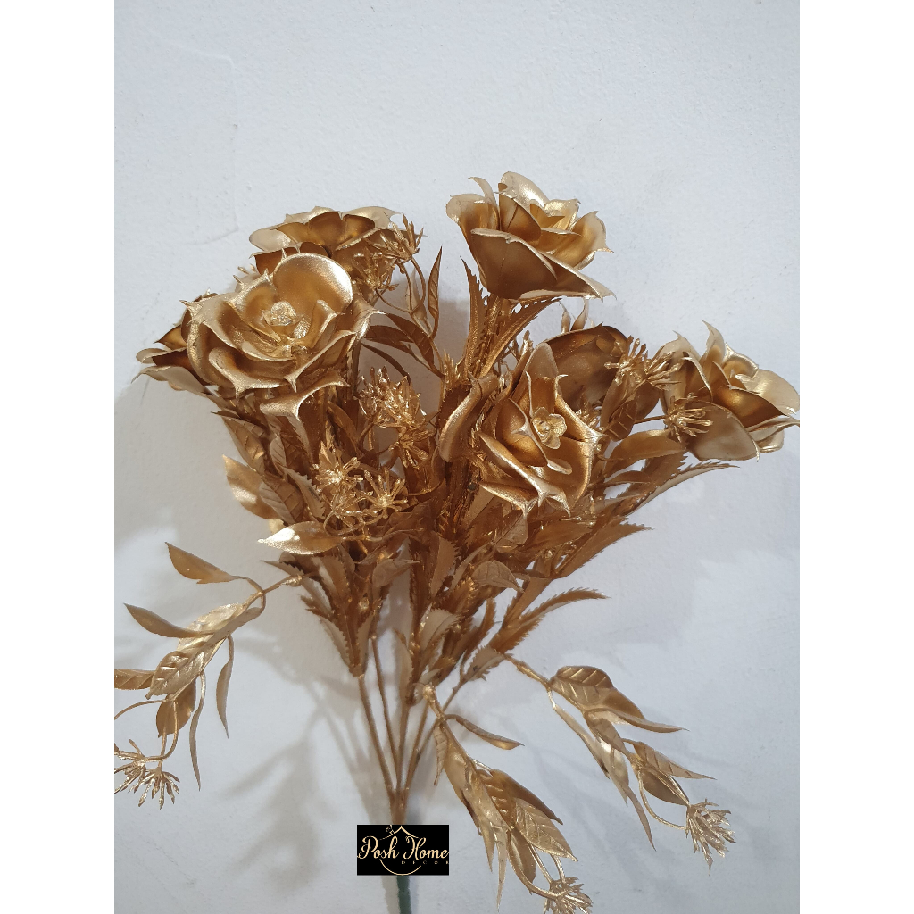 Jual Bunga mawar gold / bunga mawar palsu / motif mawar gold 7 Cabang ...