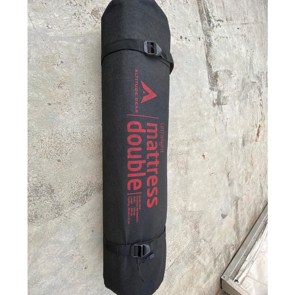 Jual Special Favorit Matras Camping 18cm x 12 cm Bubble Alumunium Foil ...