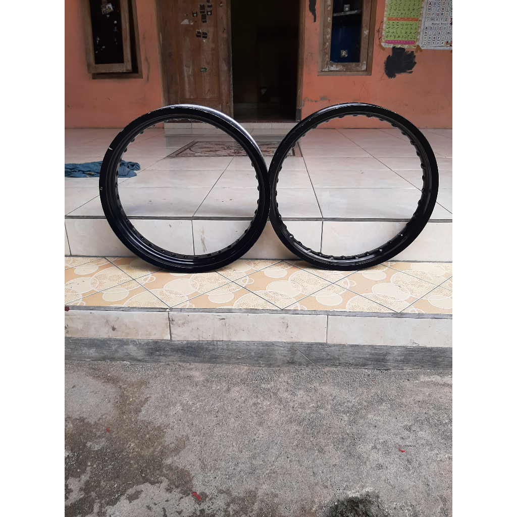 Jual Velg Takasago Excel Asia Original Copotan Motor D-Tracker Ring 17 ...