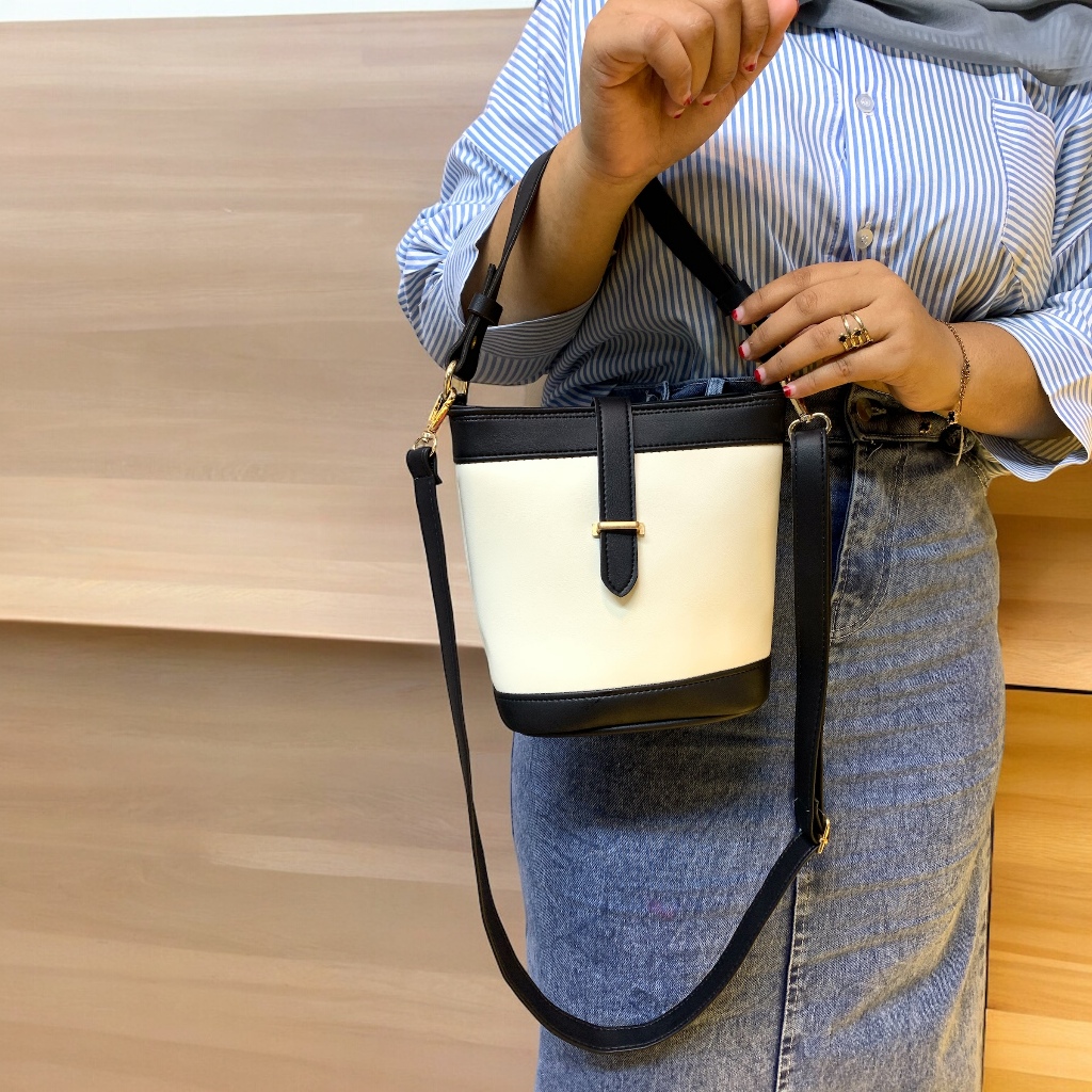 Jual [Zanka] - Lider Slingbag Tas Bucket Hand Bag Tas wanita Bahan Snow ...