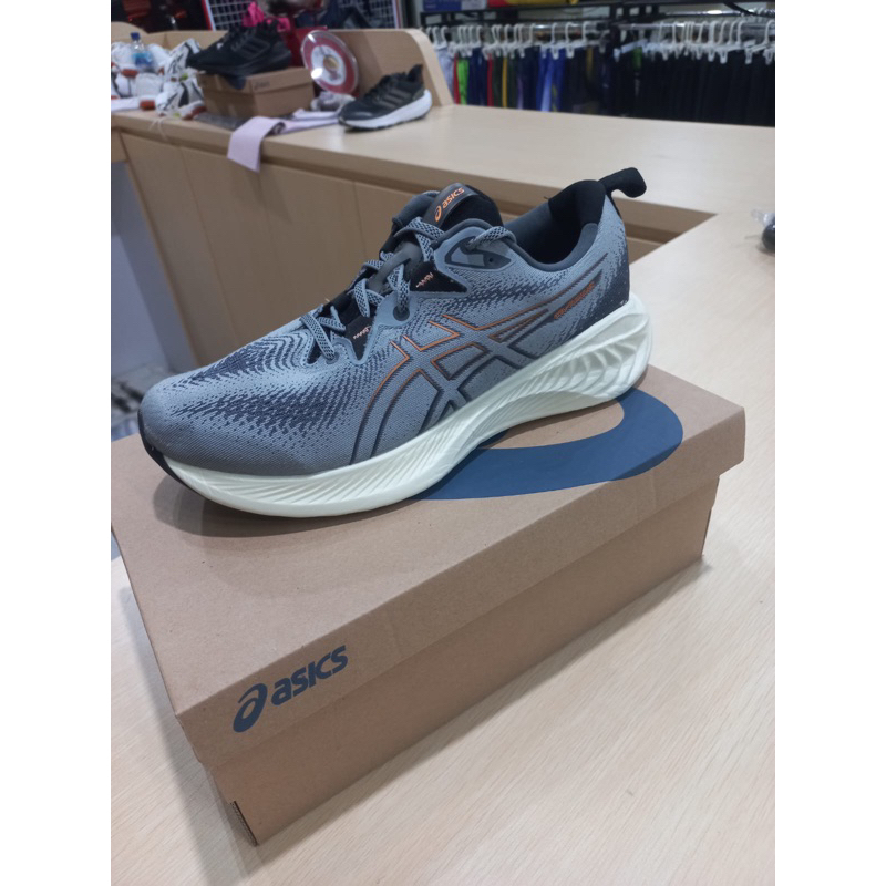 Jual Sepatu asics Gel-Cumulus original 100% (size besar, tanya admin ...