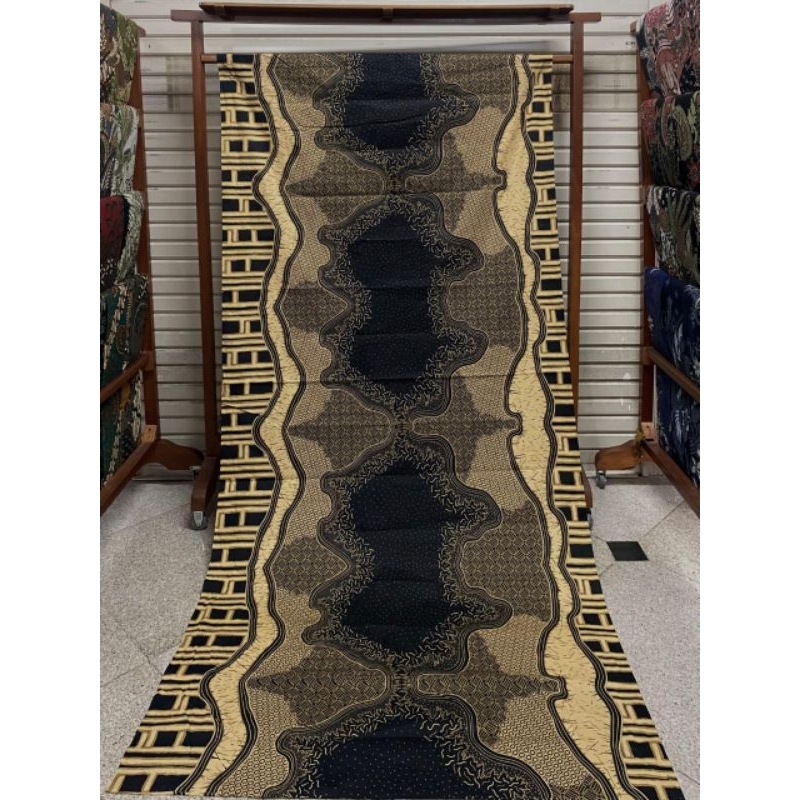 Jual Kain batik solo beras utah abstrak pager hitam | Shopee Indonesia