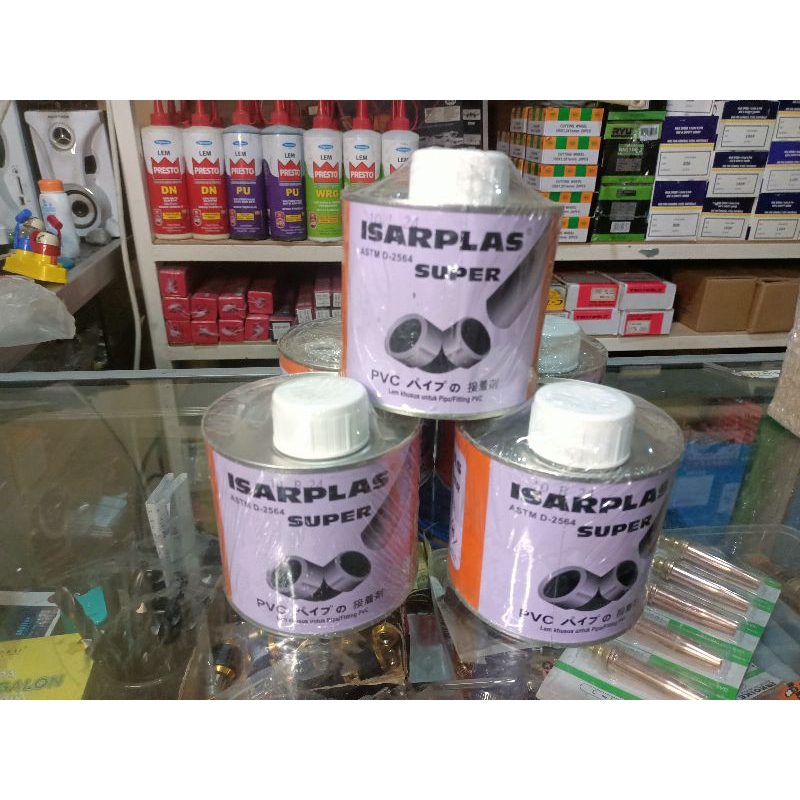 Jual LEM PVC ISARPLAS KALENG 400 GRAM /LEM PIPA KALENG 400 GR KUAS ...