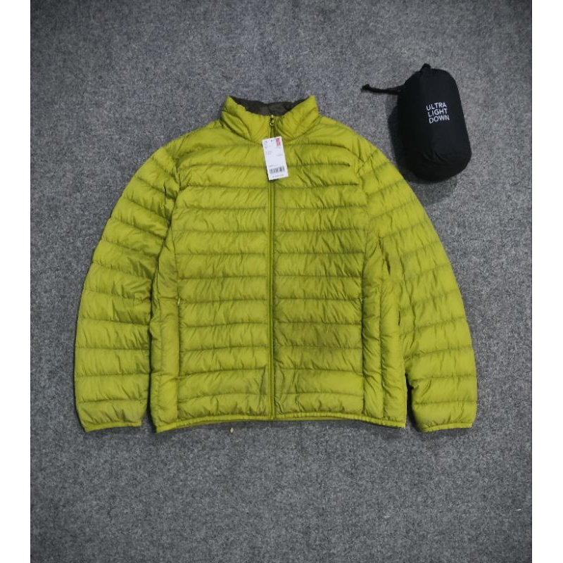 Jual Bulang uniqlo ijo stabilo | Shopee Indonesia