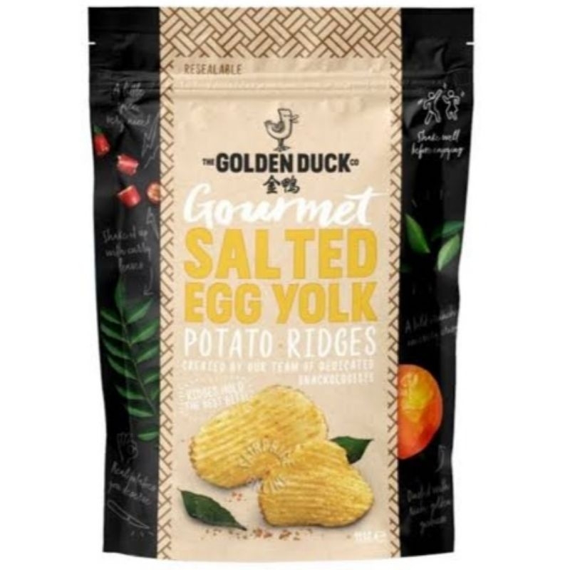 Jual GOLDEN DUCK Singapore Snack Chips - Salted Egg Potato Fish Skin ...