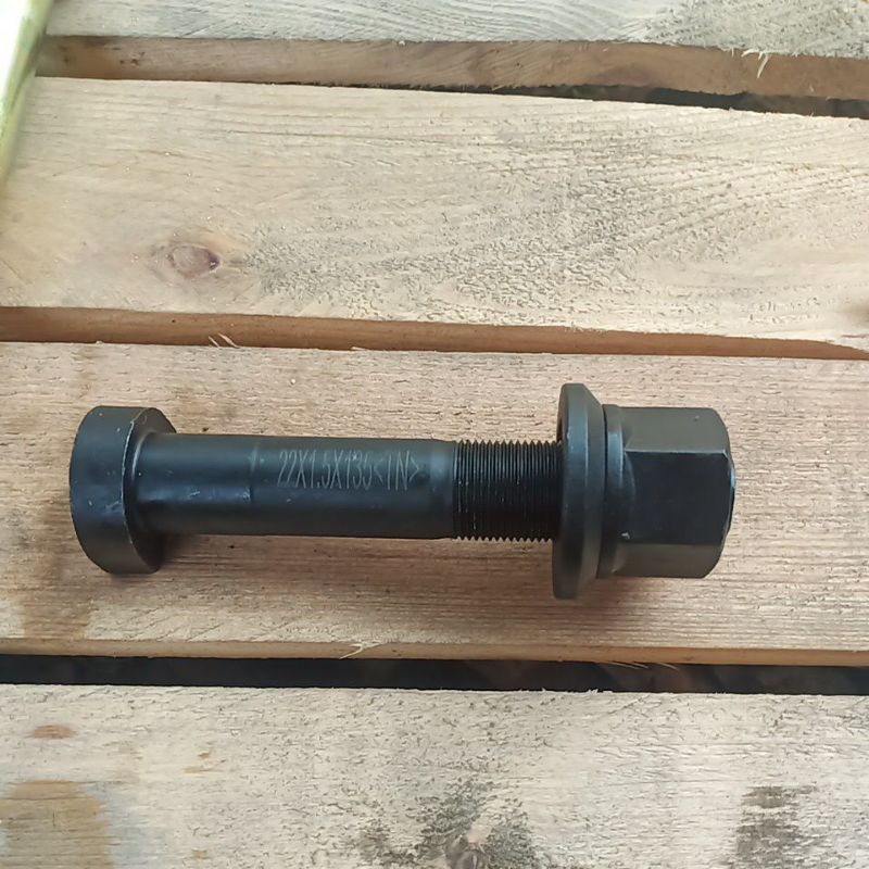 Jual Baut Roda Belakang Wheel Bolt M 22 x 135 mm Truk Cina Beiben Howo ...