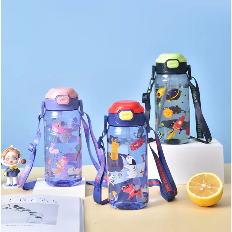 Jual Botol Minum Karakter Kartun 2490 600ml Sedotan + Tali Anak Sekolah TK SD Anak BPA FREE ...