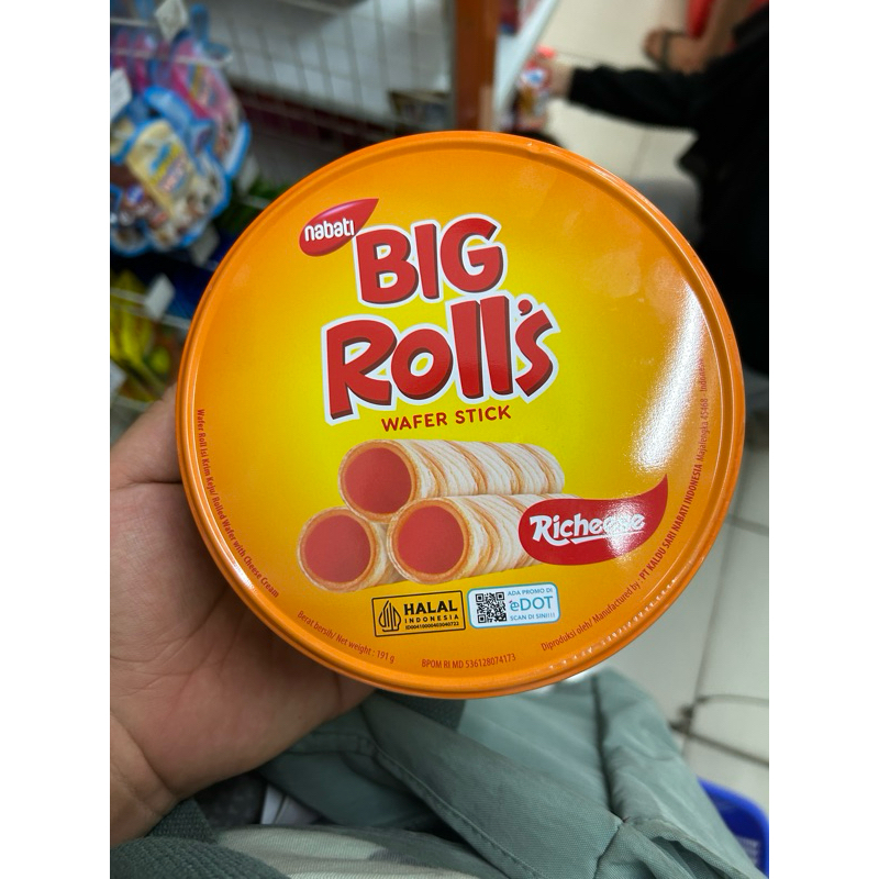 Jual Nabati big rolls wafer stick 191gram kaleng | Shopee Indonesia