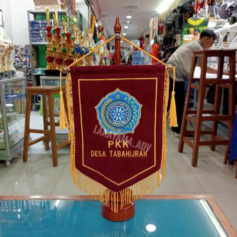 Jual bendera vandel bendera PKK dengan rumbai kuning plus tiang vandel ...