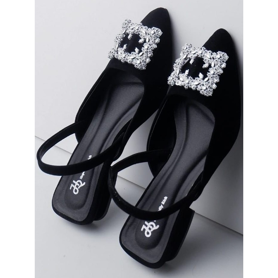 Jual HR Namina sendal flat heels tipis kondangan kerja dan santai cocokdisemua acara | Shopee ...