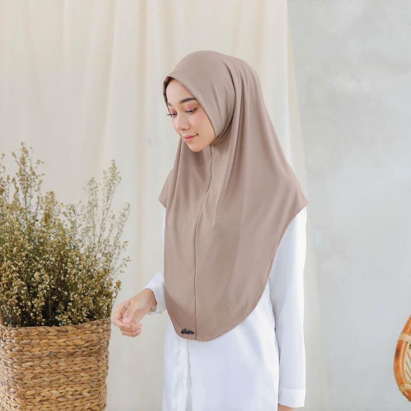 Jual HIJAB INSTAN MALAY JERSEY // BERGO PINGUIN NON PET | Shopee Indonesia