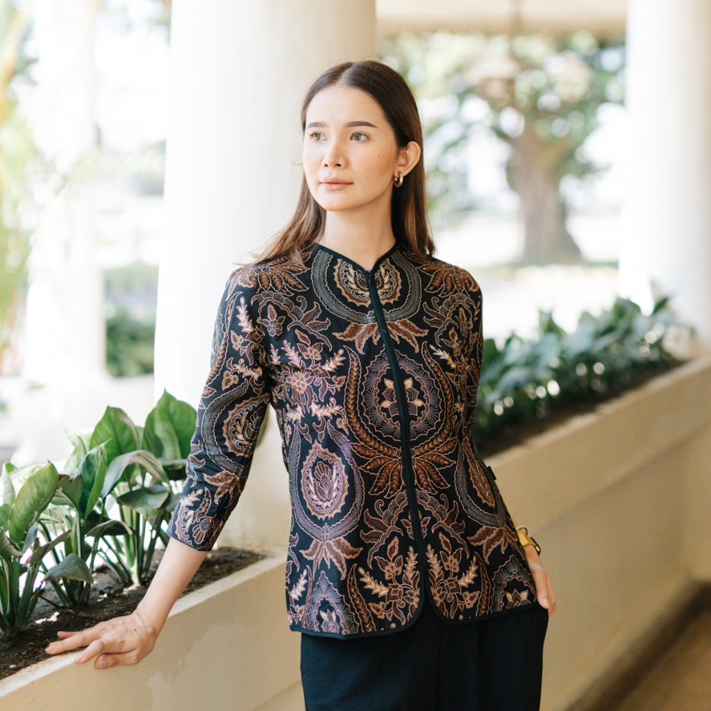 Jual Hadinata Batik Wanita Blouse Janneta Ganendra | Shopee Indonesia