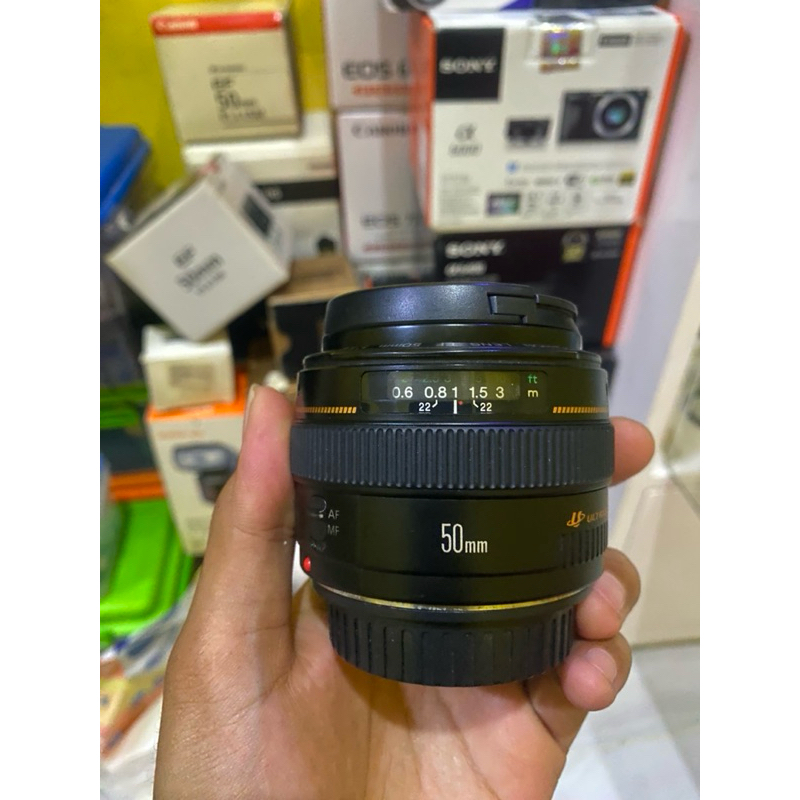 Jual LENSA CANON FIX 50MM F1.4 USM MULUS | Shopee Indonesia
