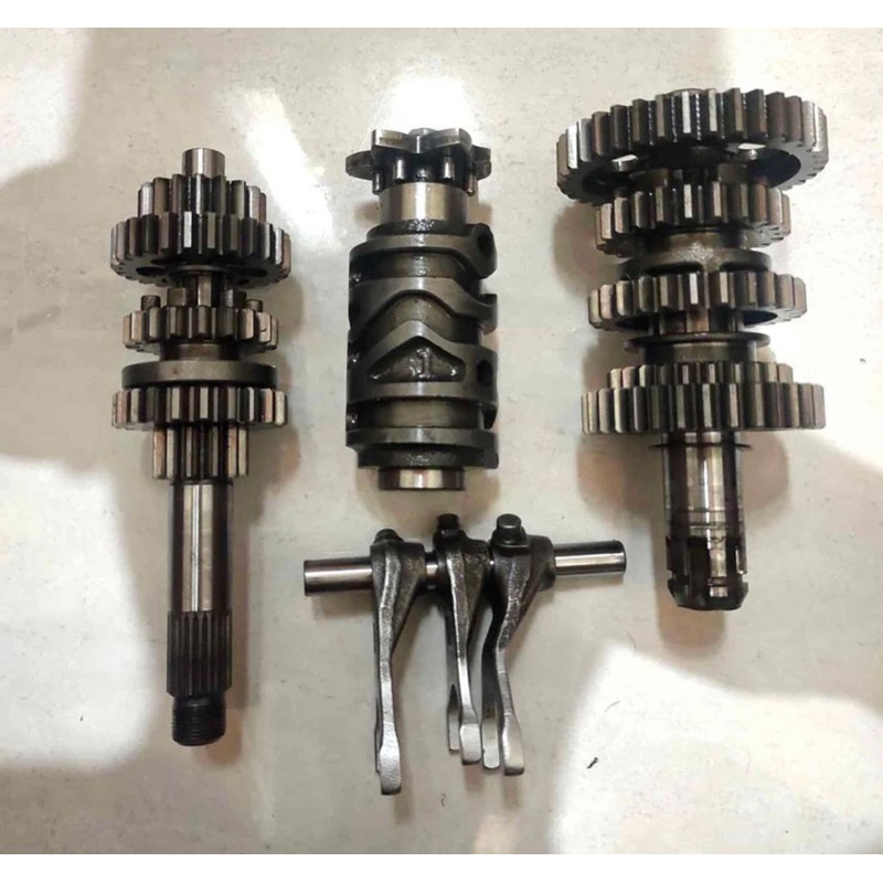 Jual Gearbox gear Rasio Transmisi Honda CS 1 Sonic 125 Old Fullset ...