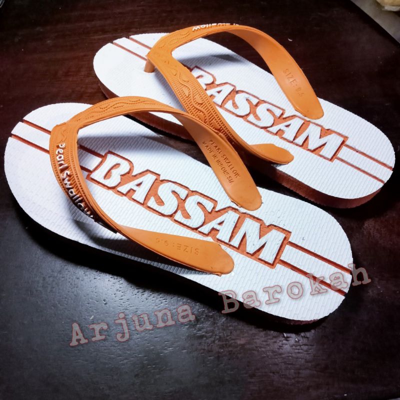 Jual Sandal jepit swallow ukir bisa custom nama santri | Shopee Indonesia