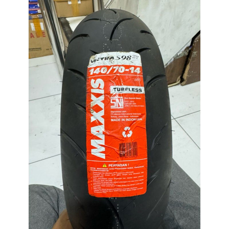Jual Ban Aerox PCX belakang Maxxis Victra 140/70-14 Original kode produksi terbaru | Shopee ...