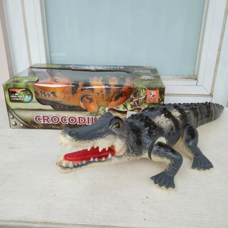 Jual Mainan Buaya Crocodile Animal World Binatang Hutan Bisa Berjalan ...