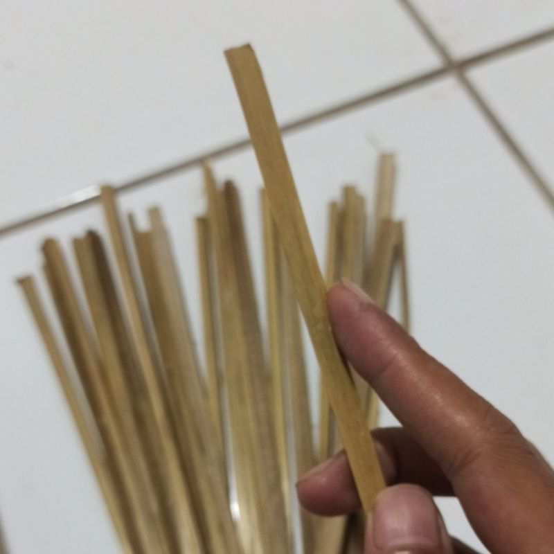 Jual (50 biji) Bambu belah untuk kerajinan tebal -+5x3 mm | Shopee ...