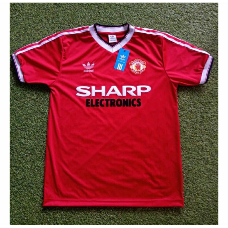 Jual Retro | Jersey Bola MU HOME 1982 Grade Original | Shopee Indonesia