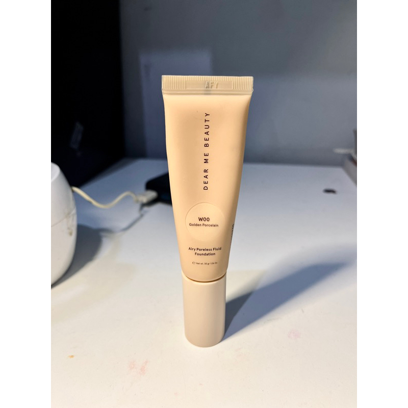 Jual Preloved dear me beauty airy poreless foundation shade W00 ...
