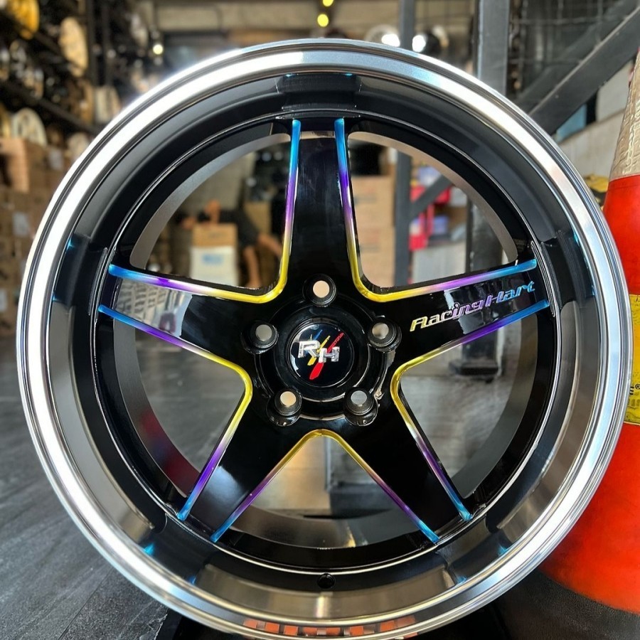 Jual Velg terios rush xpander hrv crv camry Juke velg mobil 18 SAMLONG ...