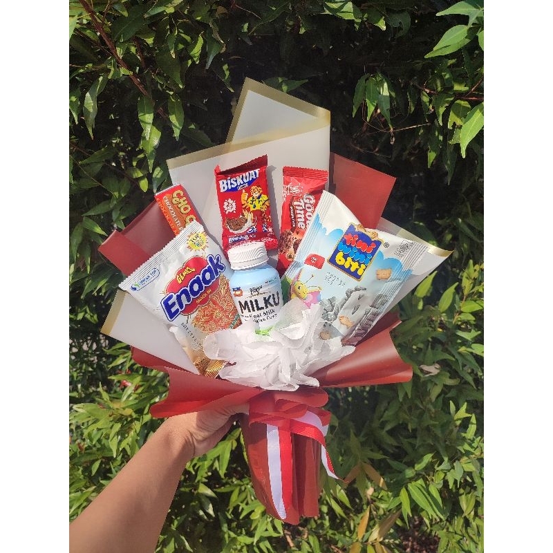 Jual buket snack tema 17 agustus nuansa merah putih | Shopee Indonesia