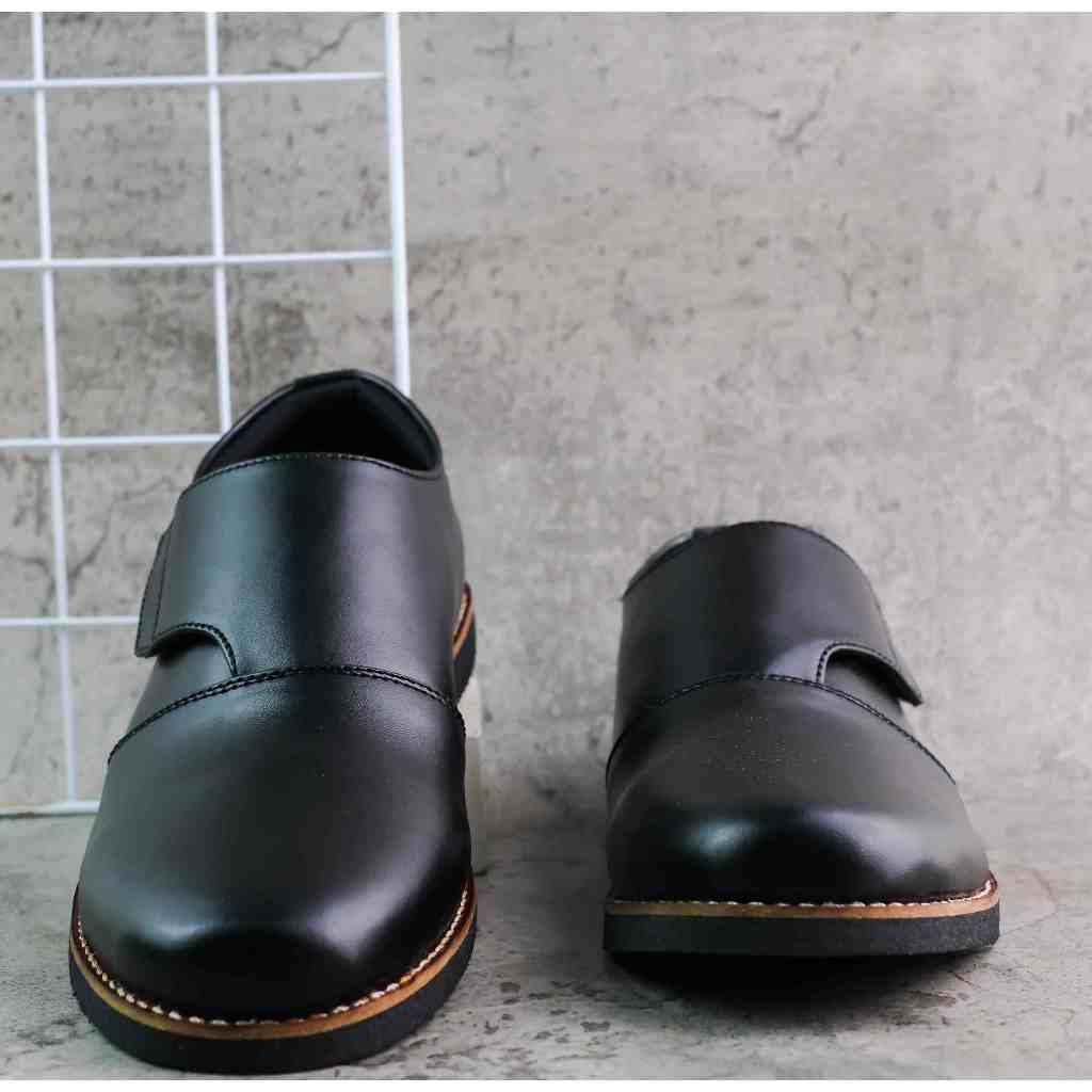 Jual Sepatu Pria Oxford Velcro ( Prepet ) Kulit Asli | Sepatu Pantofel ...