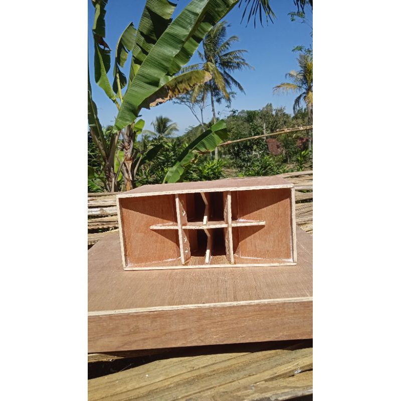 Jual MINIATUR BOX CLA 3 INCH DOBLE | Shopee Indonesia