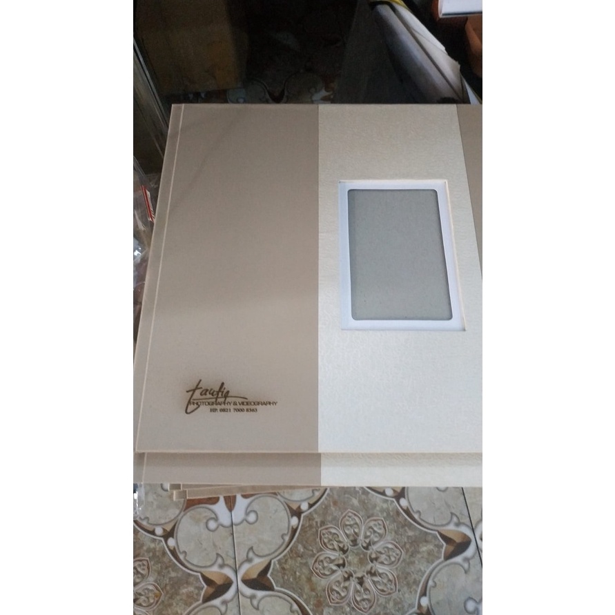 Jual KODE I5O2 FREE GRAFIR album foto magnetik cream exclusive JUMBO 15 ...