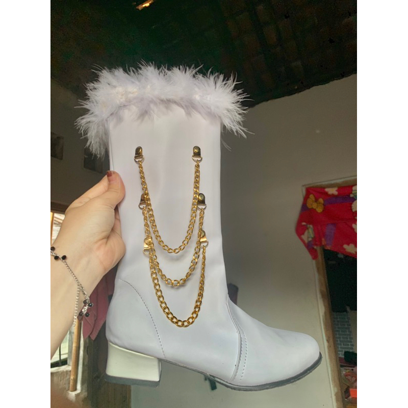 Jual SEPATU MAYORET PUTIH VARIASI RANTAI BULU | SEPATU BOOTH | SEPATU ...
