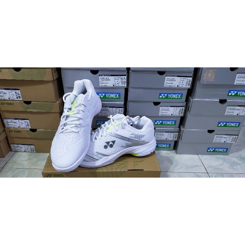 Jual Sepatu yonex Cascade Accel white lime. | Shopee Indonesia