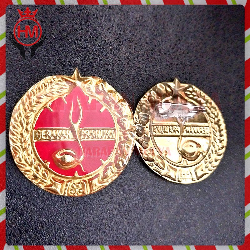 Jual Emblem Putri Penggala Model Seng Fiber - Emblem Tanda Topi Pramuka ...